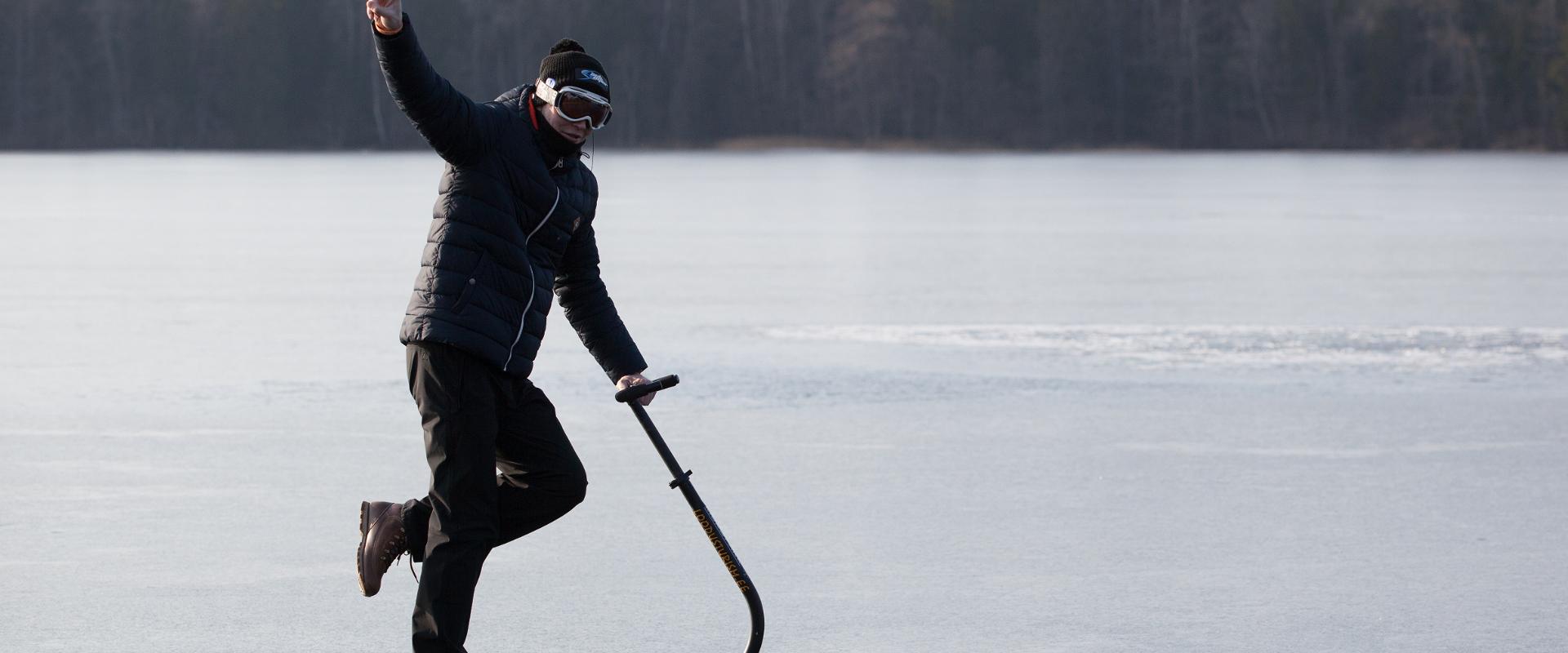 Kick sledge hike on the ice of Lake Pühajärv or along the sports tracks