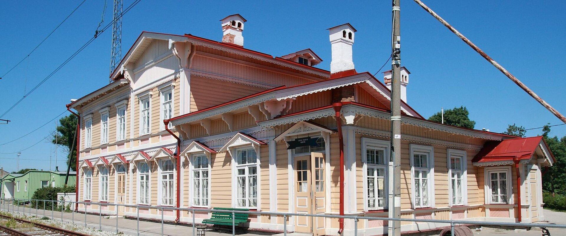 Paldiski raudteejaama peahoone