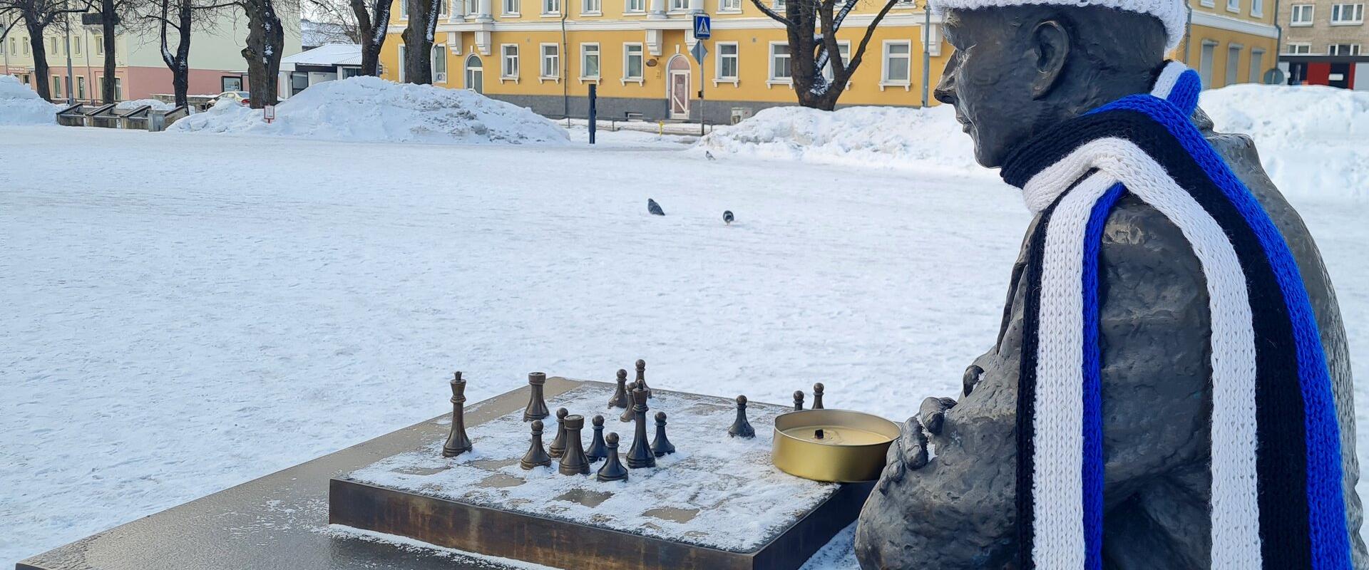 Statue of Paul Keres