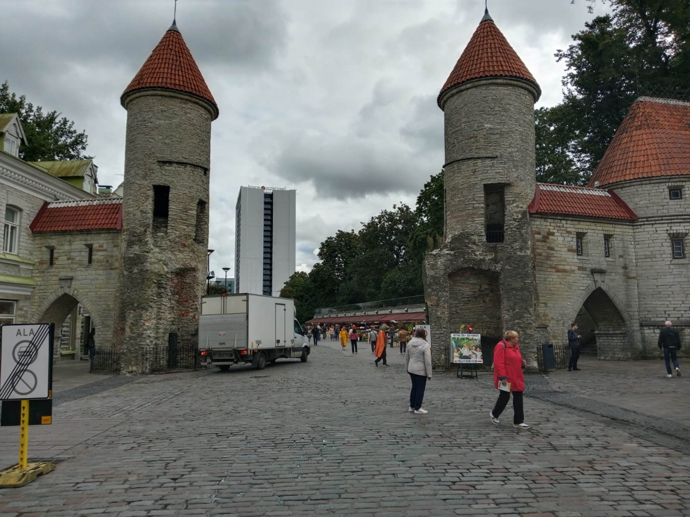 Tallinna vanalinna ajaloo ja legendide tuur